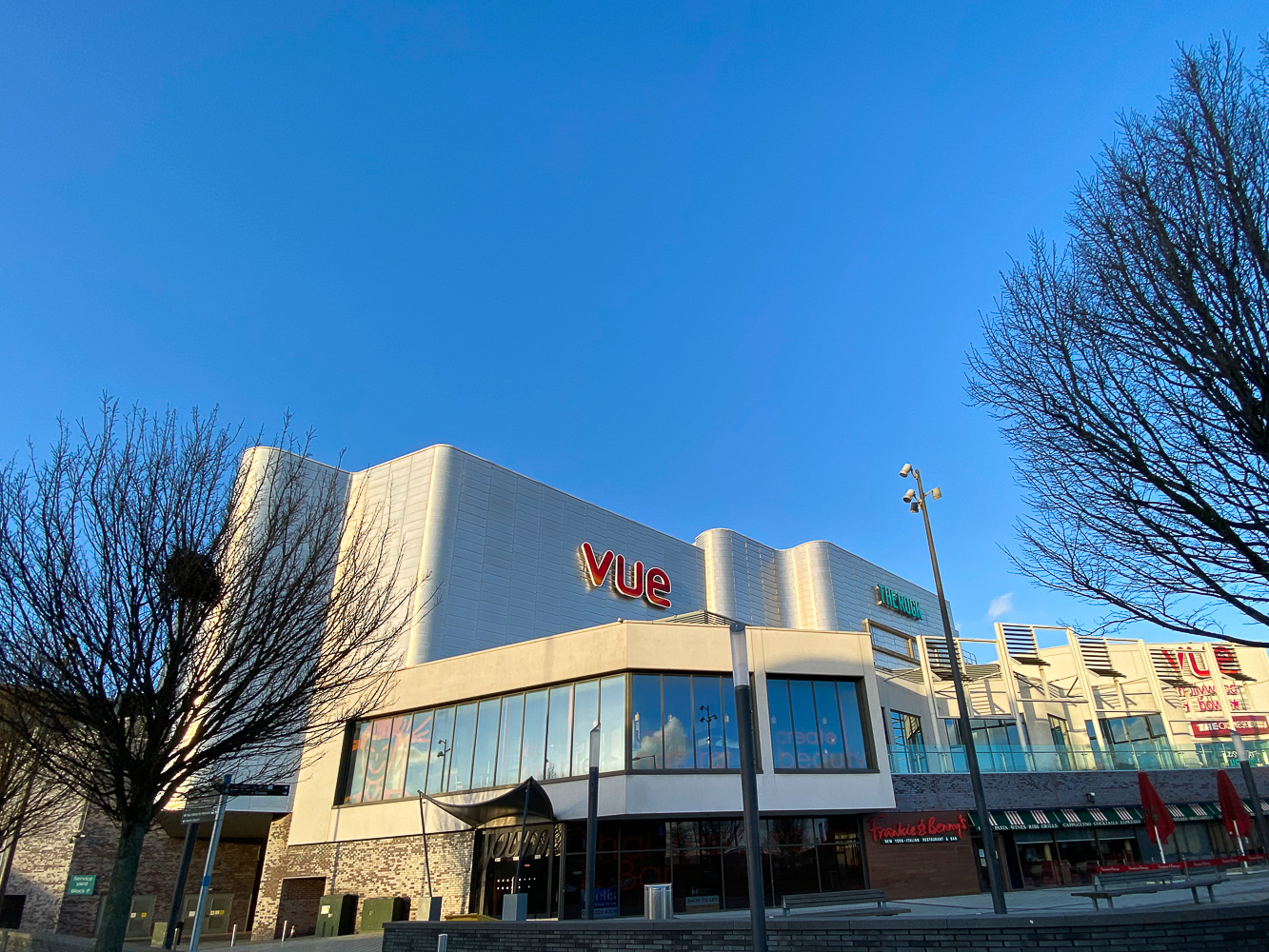 City Cars Bury | Your Local Bury Taxi in Manchester | Call 01615412181 Now